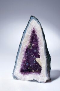 20 FUN Facts About Amethyst That Will Amaze You!