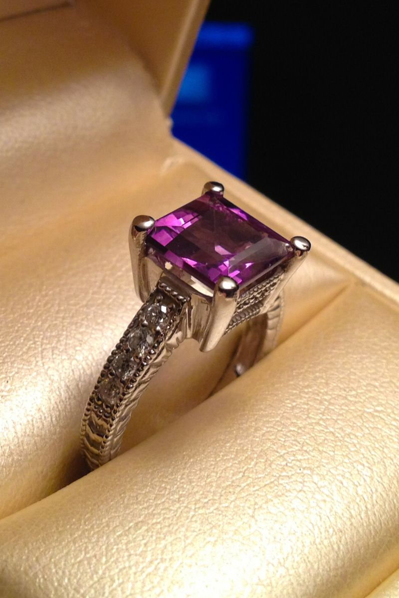 20 FUN Facts About Amethyst That Will Amaze You! 20 FUN Facts About Amethyst That Will Amaze You!
