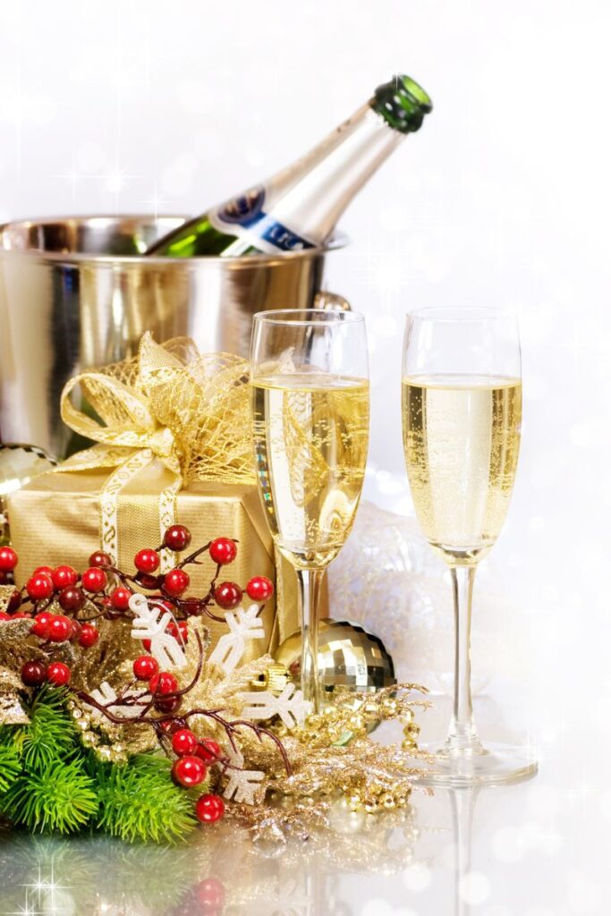 30 FUN Facts About New Year That Will Amaze You! 30 FUN Facts About New Year That Will Amaze You!
