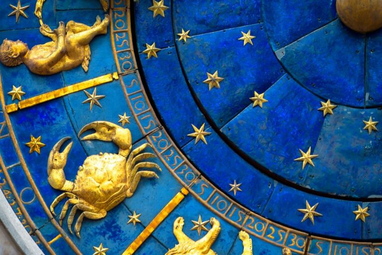 21 FUN Facts About November That Will Amaze You (2024 Facts)